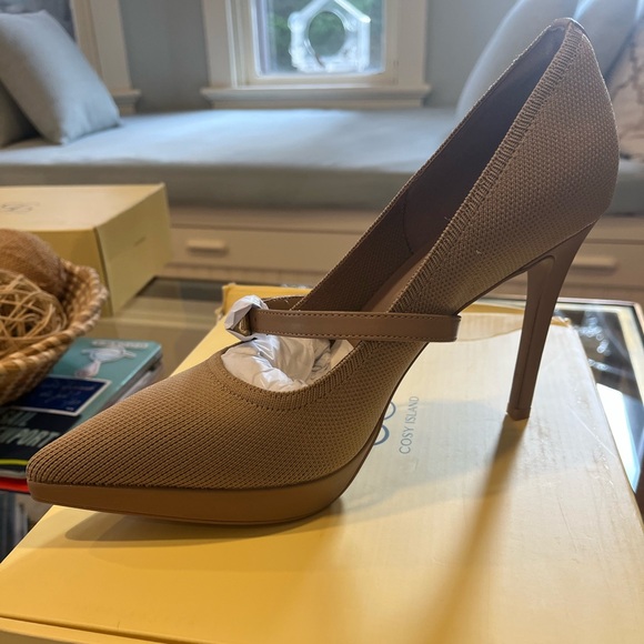 Cosy Island | Shoes | Bnwt Cosy Island Chic Tan Stiletto Heels | Poshmark